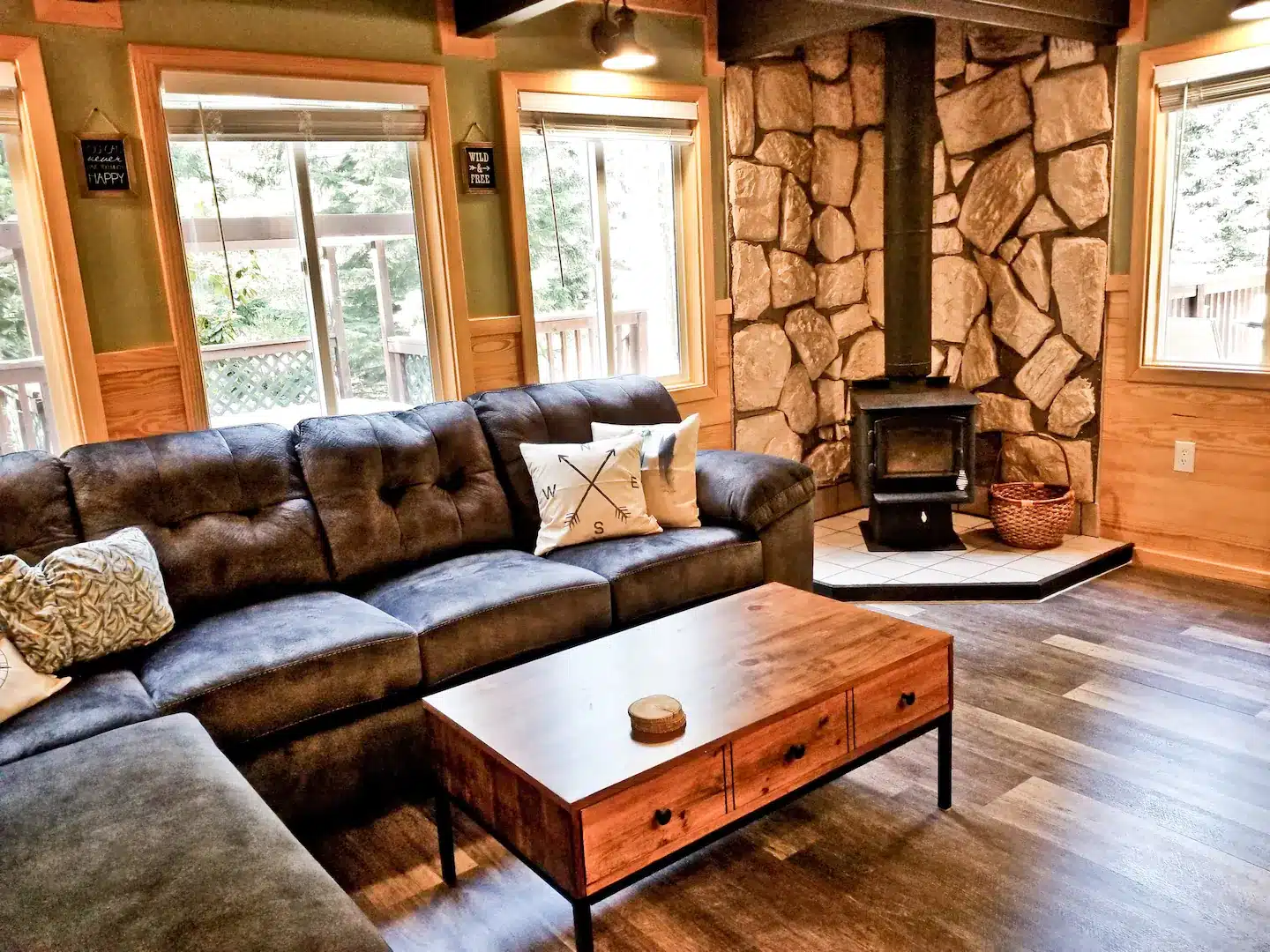 Elk View Lodge - Visit Rainier