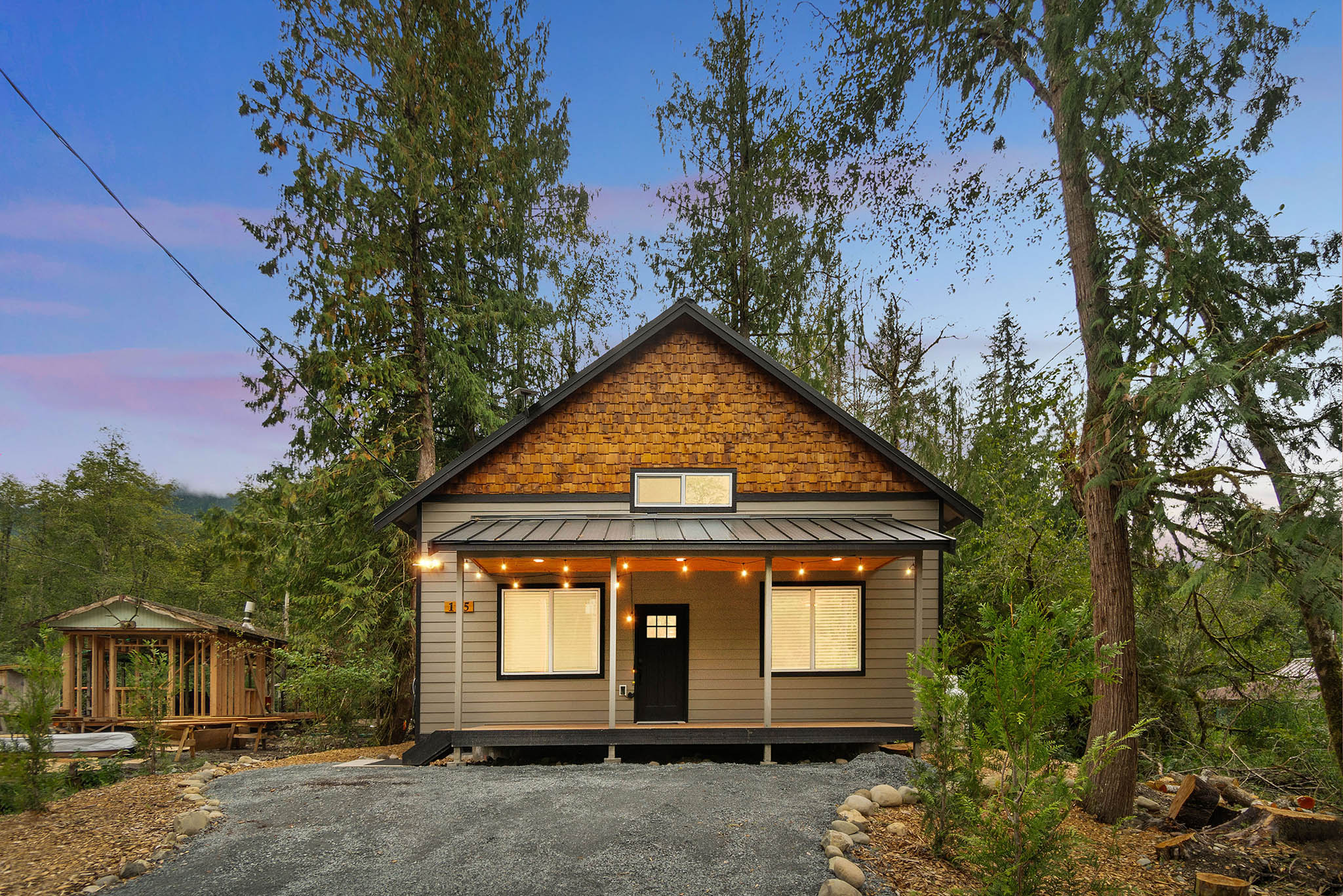 Elizabeth's at Mount Rainier - Visit Rainier